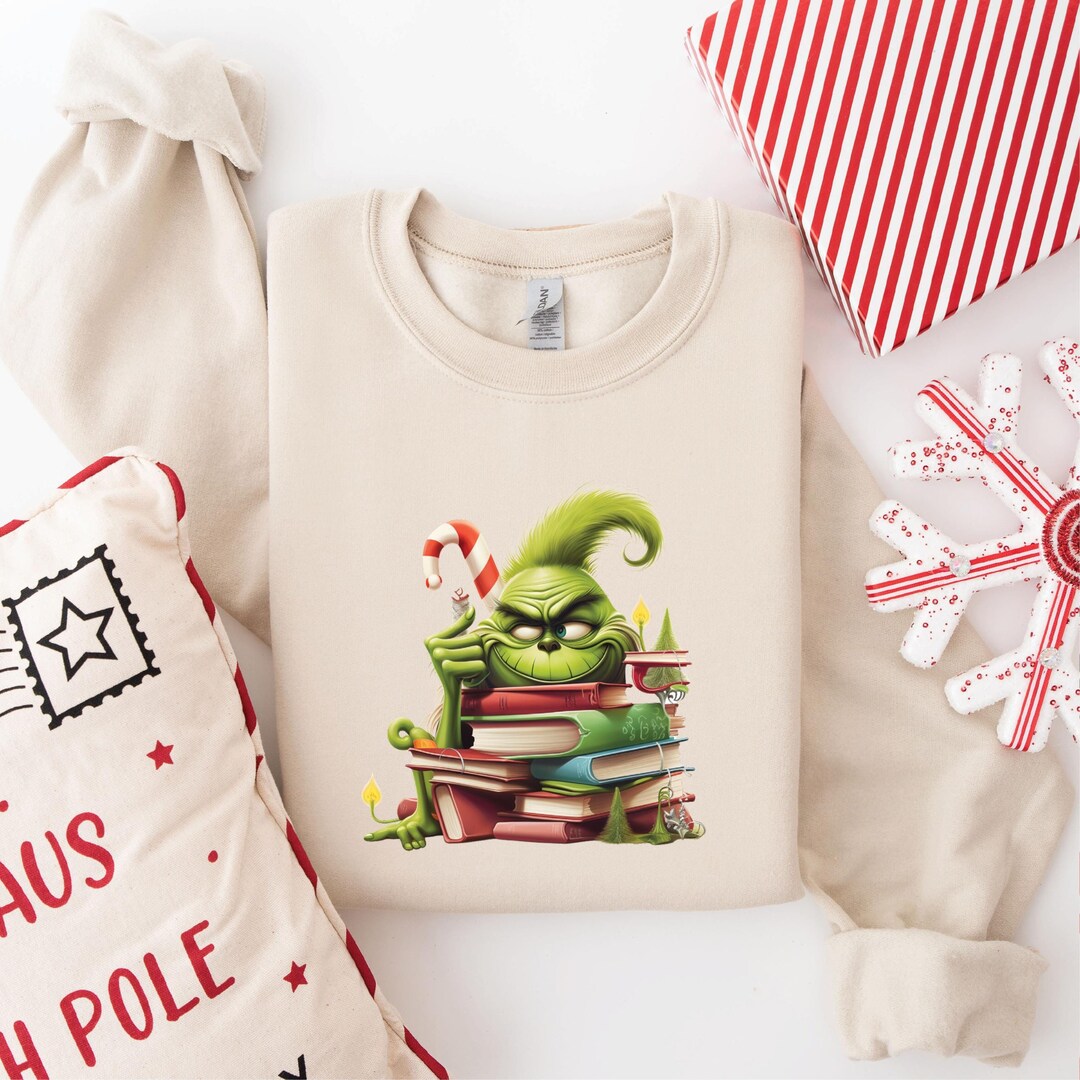 Funny Grinch Read Books Christmas Sweatshirt, Cute Christmas Bookworm ...