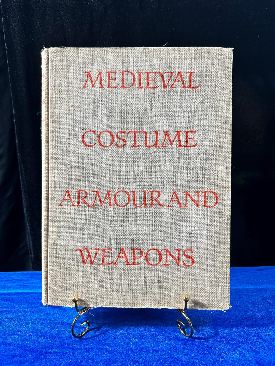 Medieval Costume, Armour, and Weapons (1350-1450) by Eduard Wagner ...