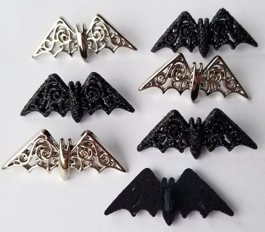 Dress It up Craft Buttons BEWITCHING BATS Glitter Black Silver - Etsy