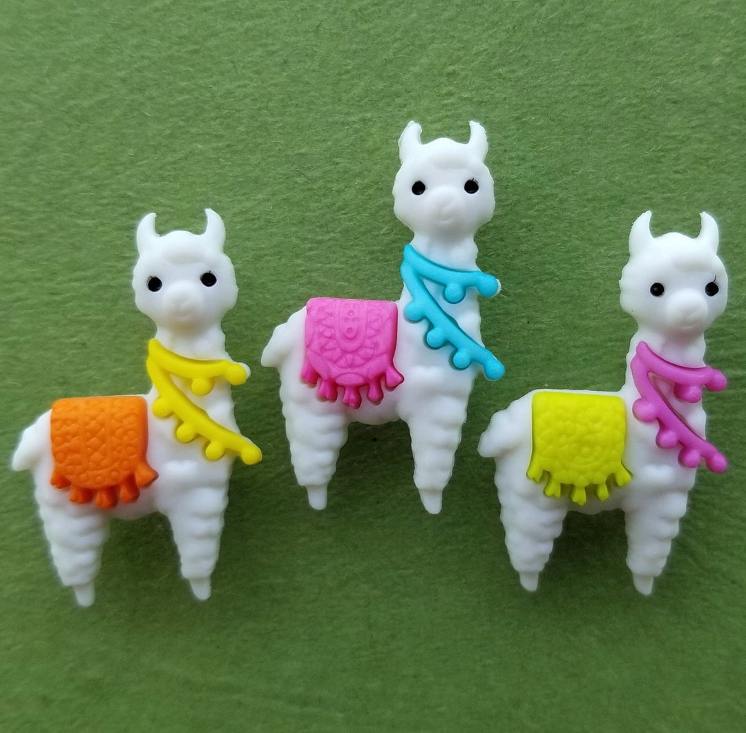 Craft Buttons WHO'S YOUR LLAMA? Llamas Camel Farm Zoo Animals Novelty ...