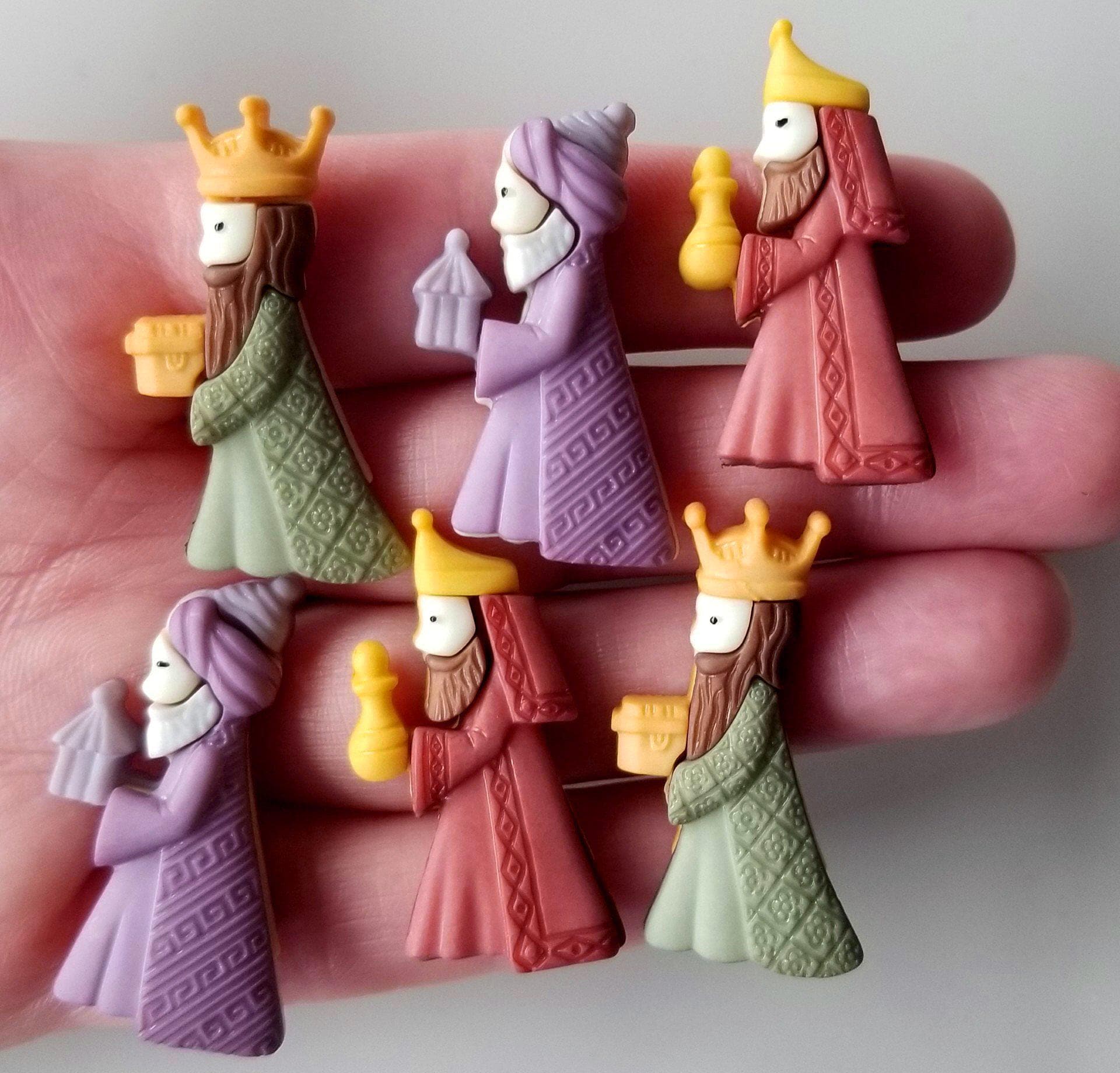 Craft Buttons NATIVITY Christmas Baby Jesus Christ Mary Joseph Three ...