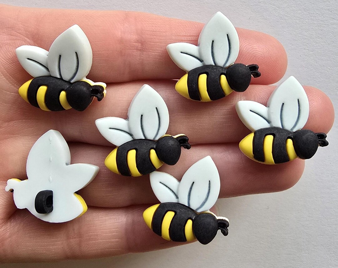 3D Craft Buttons BUZZ BUZZ Busy Bee Bumble Honey Bees Spring Summer ...