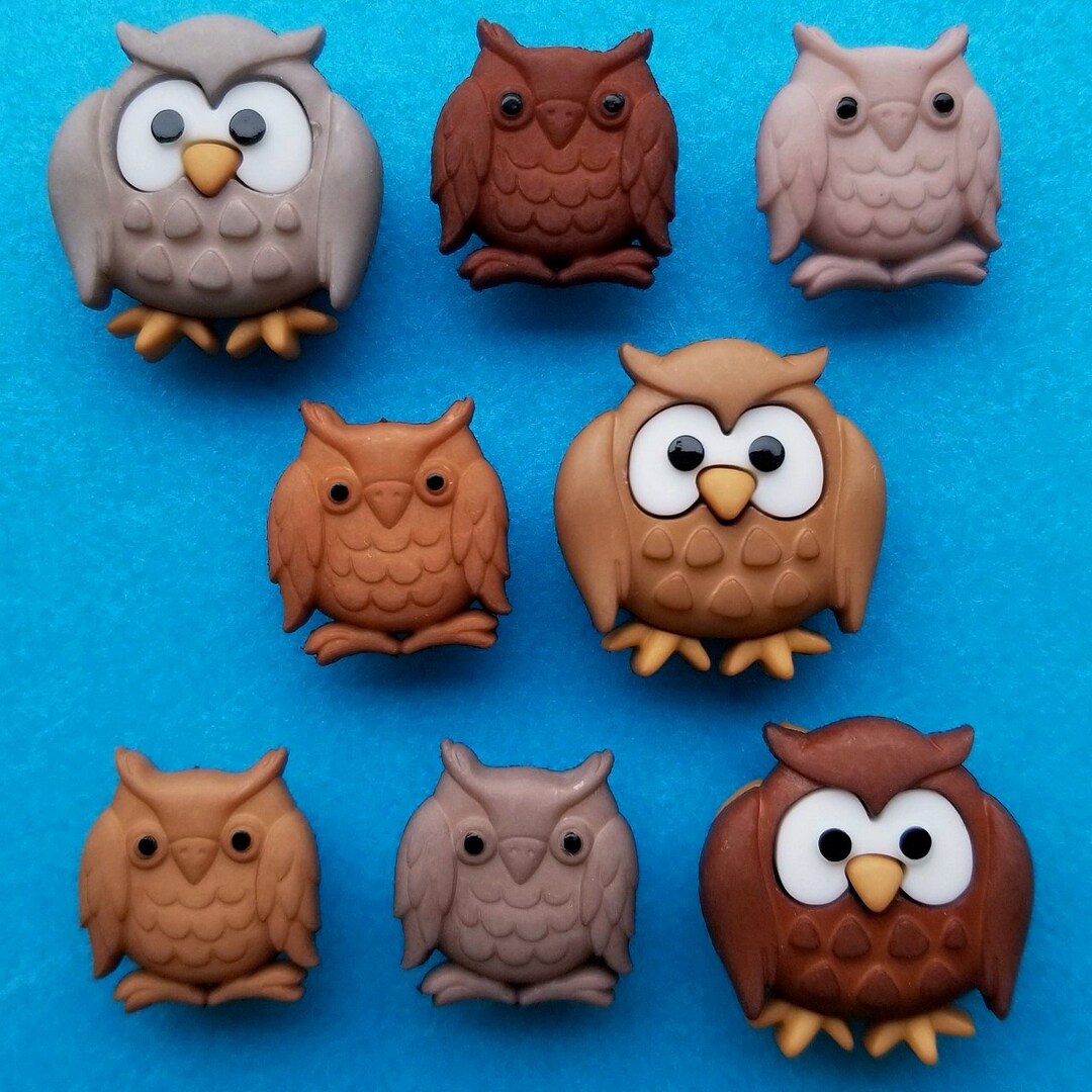 Dress It up Craft Buttons WHOO OWLS Bird Brown Barn Wise Owl Night ...