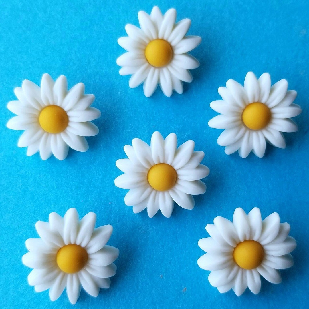 Craft Buttons FLOWER POWER DAISIES Flowers White Daisy Summer - Etsy