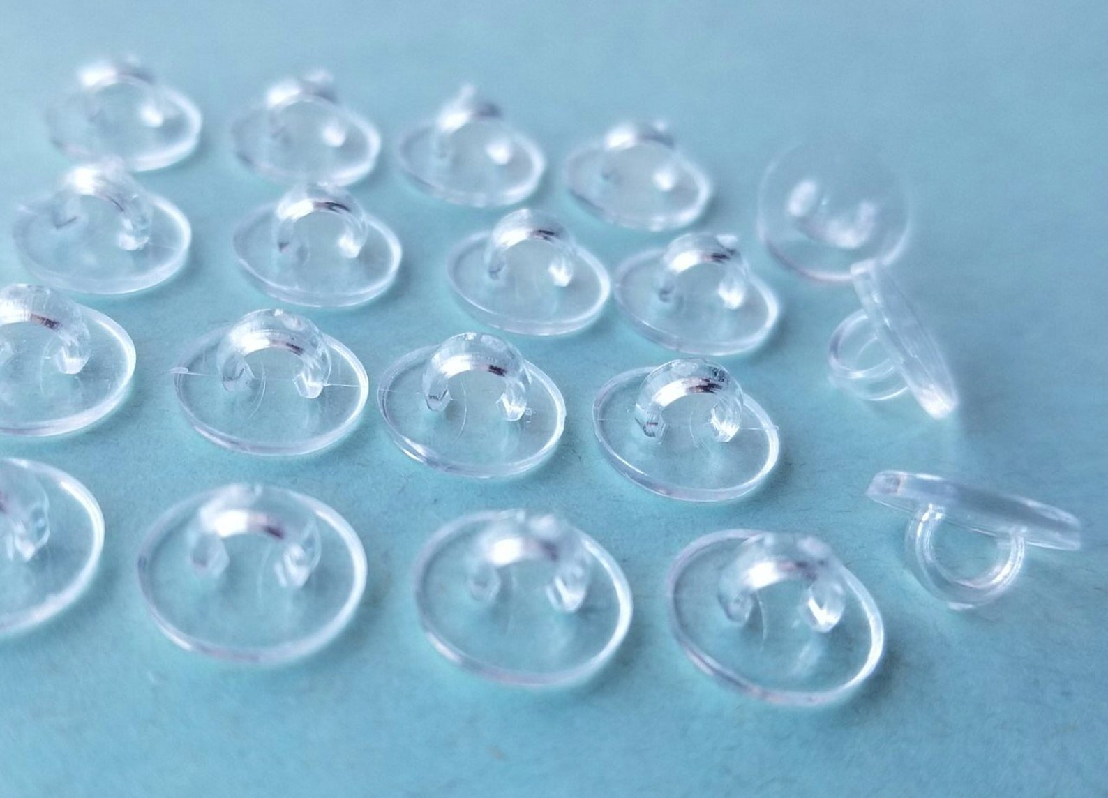 ACRYLIC BUTTON SHANKS Turn Flat Backed Embellishments and Flatback ...
