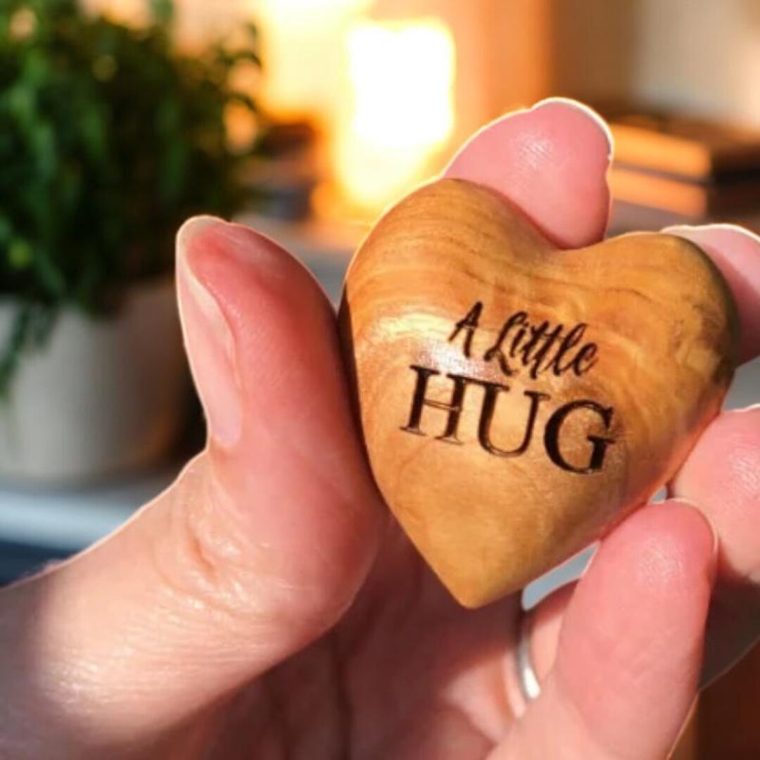Little Pocket Hug Wooden Heart Tokens Romantic Gift for Girlfriend Gift ...