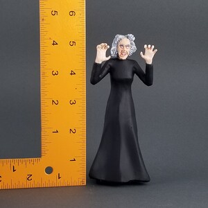 Haunted Hill House Hag With Ghostly Action - Etsy