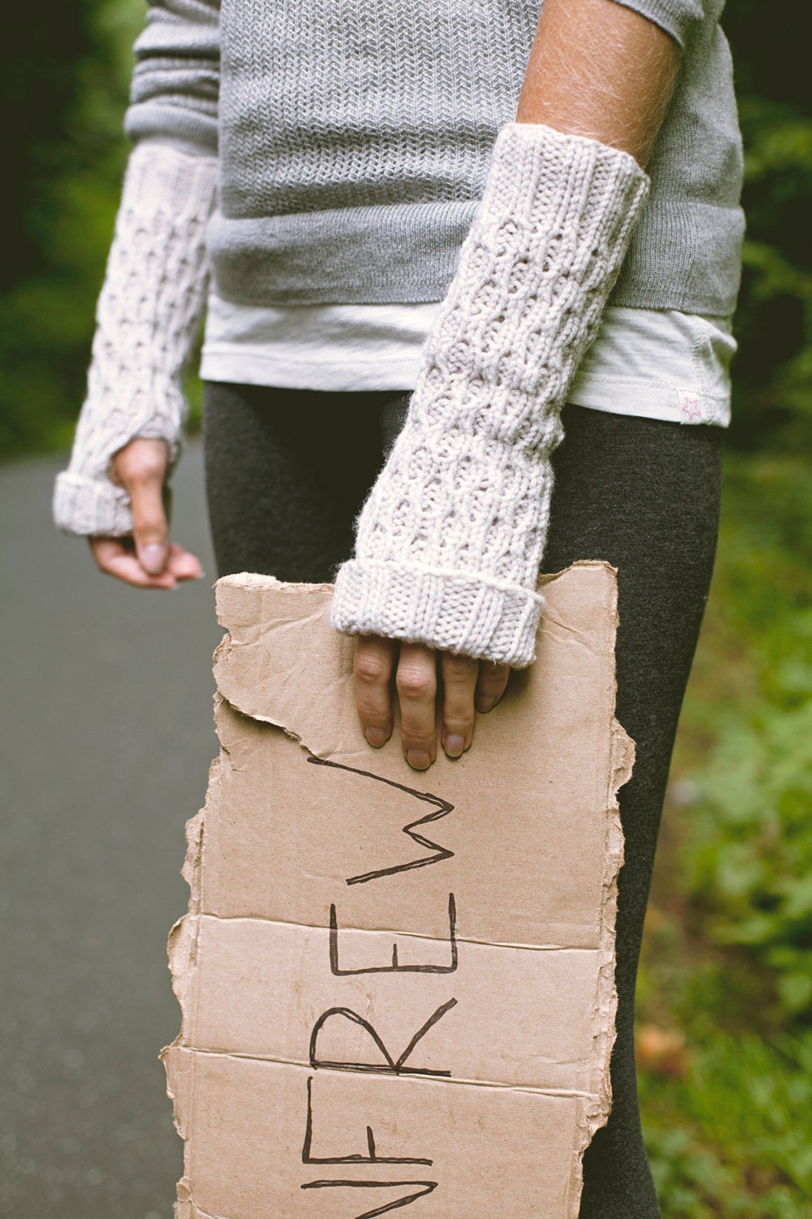 KNITTING PATTERN — Fingerless Mittens Textured Worsted Weight / Spate ...