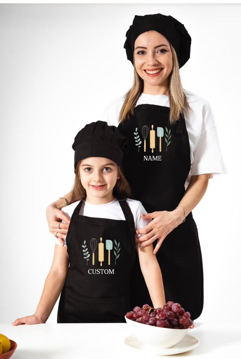 Custom Mother & Daughter Apron Set: Personalized Kitchen Aprons - Etsy