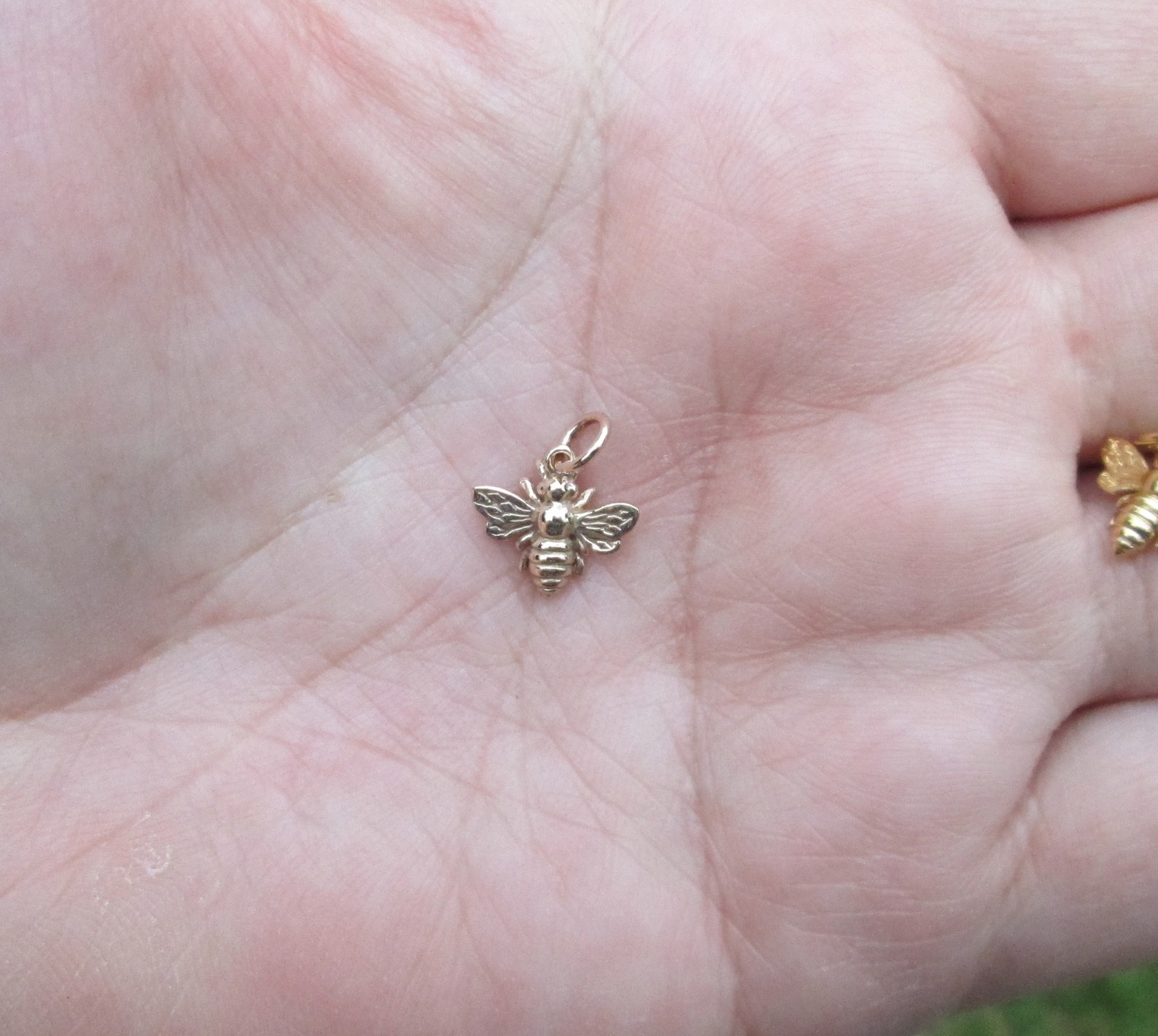 Gold Plated or Bronze Bee Charm-you Choose the Quantity | Etsy