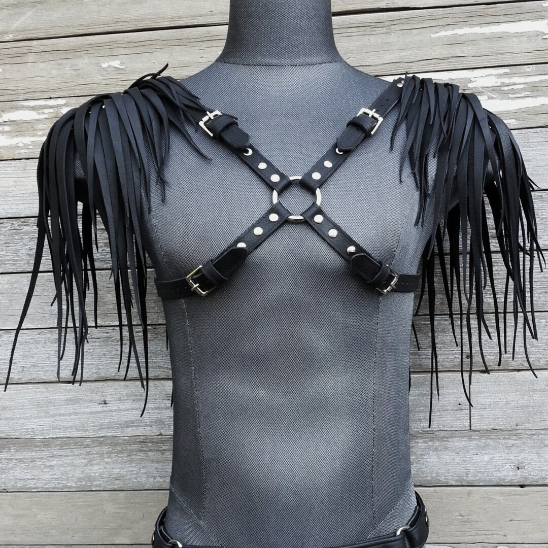 Primitive Feathered Black Leather Unisex Harness With Nickel Hardware ...