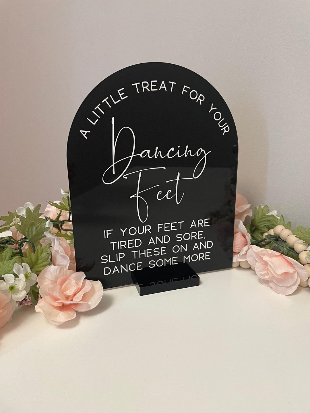 Acrylic Wedding Flip Flop Sign, A Little Treat for Your Dancing Feet ...