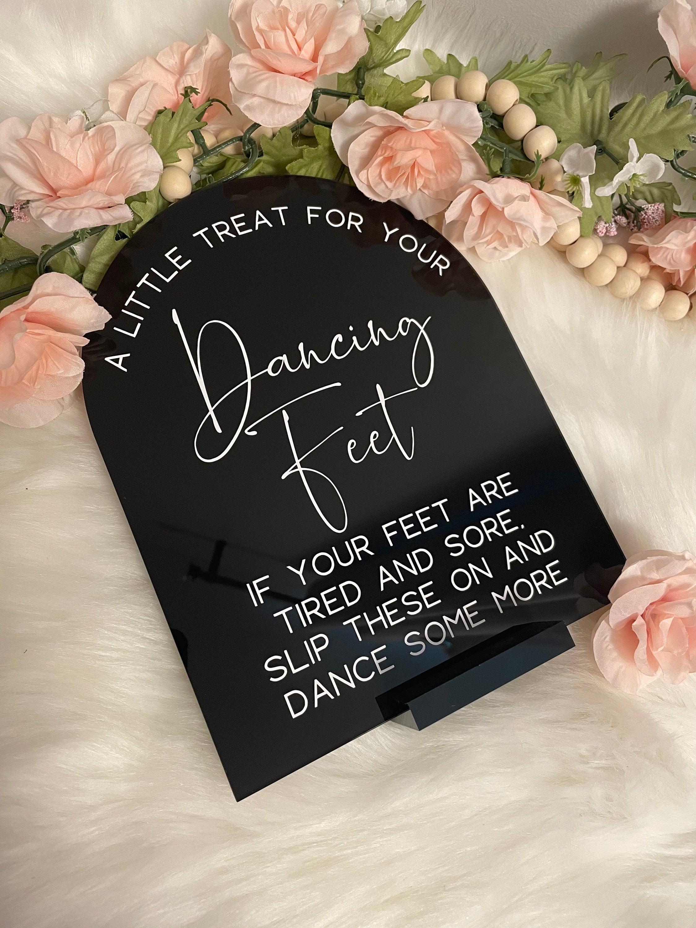 Acrylic Wedding Flip Flop Sign, A Little Treat for Your Dancing Feet ...