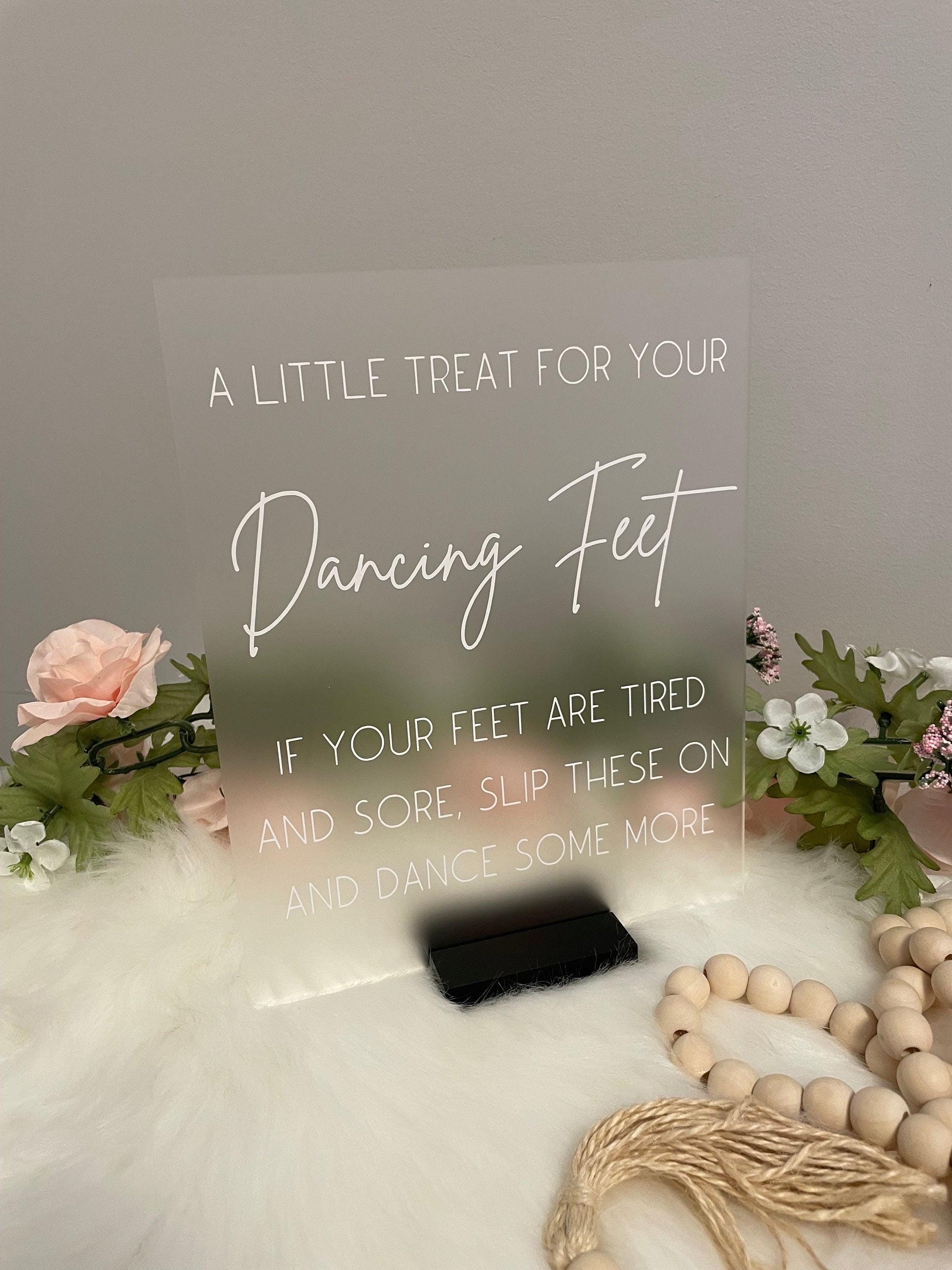 Acrylic Wedding Flip Flop Sign, A Little Treat for Your Dancing Feet ...