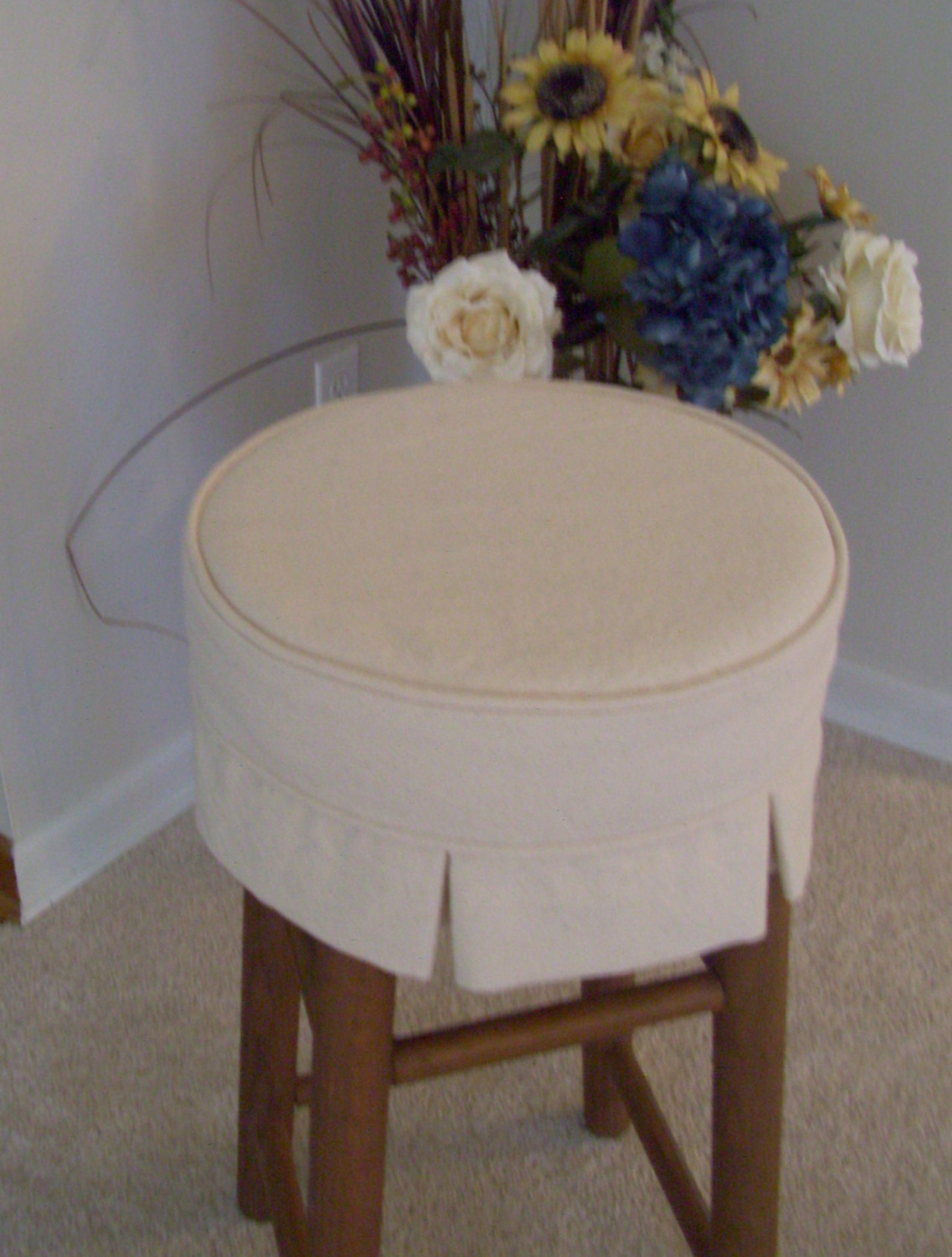 Round Barstool Slipcover With Box Pleats - Etsy