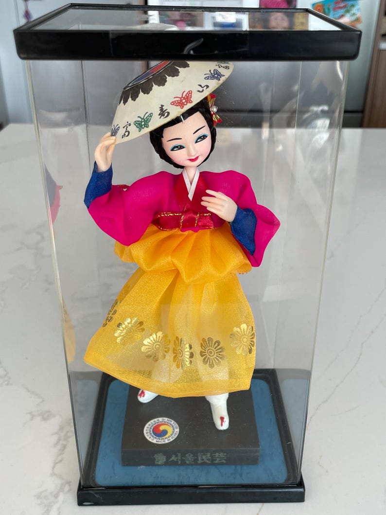 Vintage Traditional Korean Doll- Gisaeng Aowdong Figurine, Handcrafted ...
