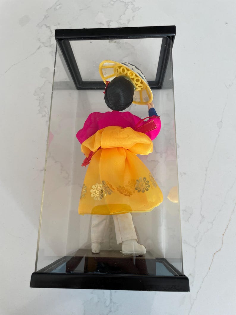 Vintage Traditional Korean Doll- Gisaeng Aowdong Figurine, Handcrafted ...