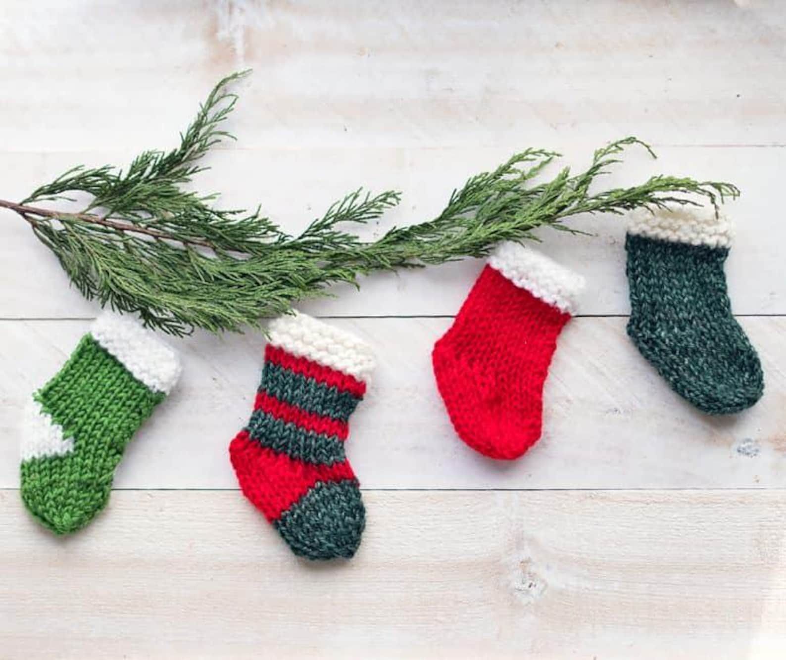 Easy Mini Christmas Stockings Knitting Pattern - Etsy