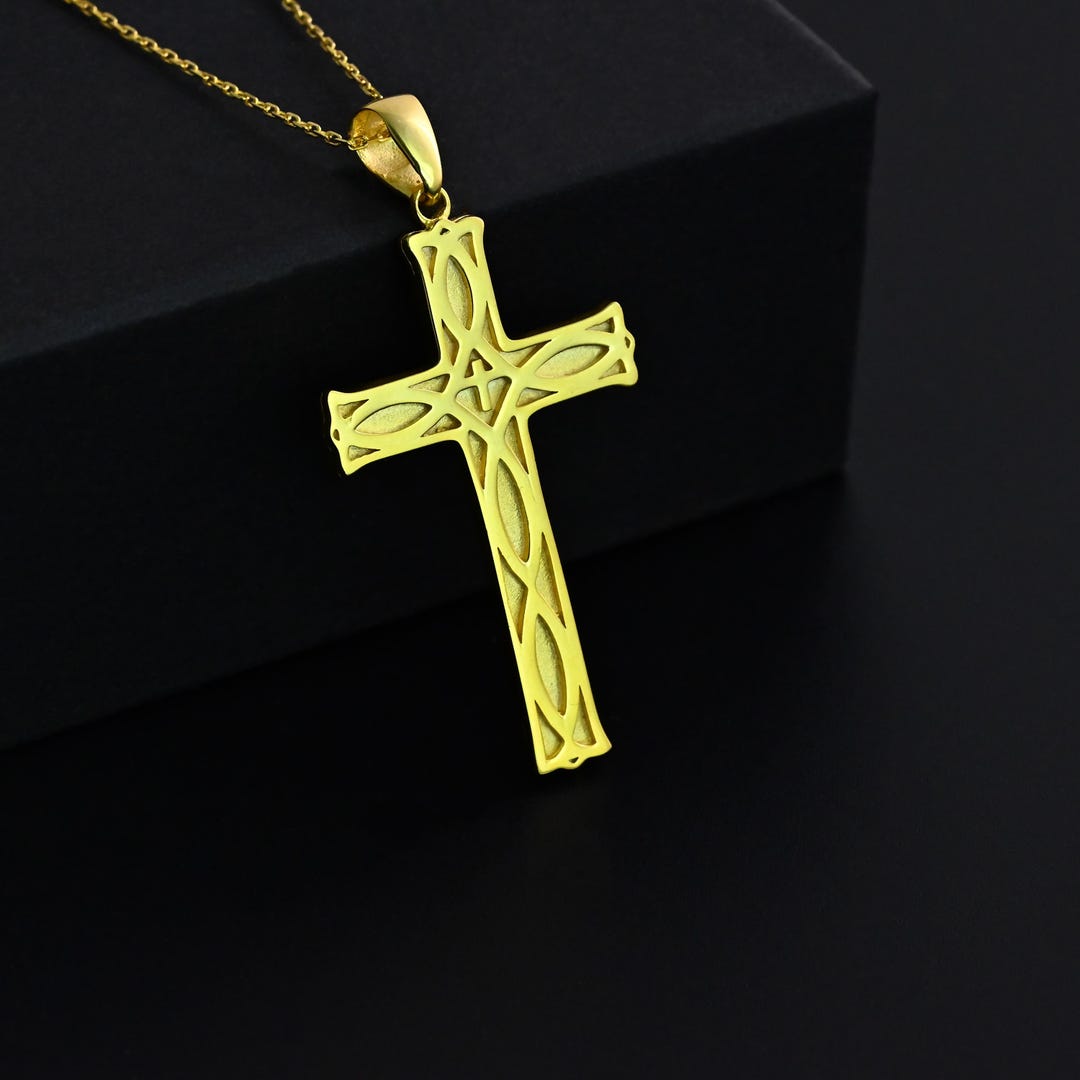 Crux Immissa Interlace Pattern Cross Pendant | Celtic Style Knotwork ...