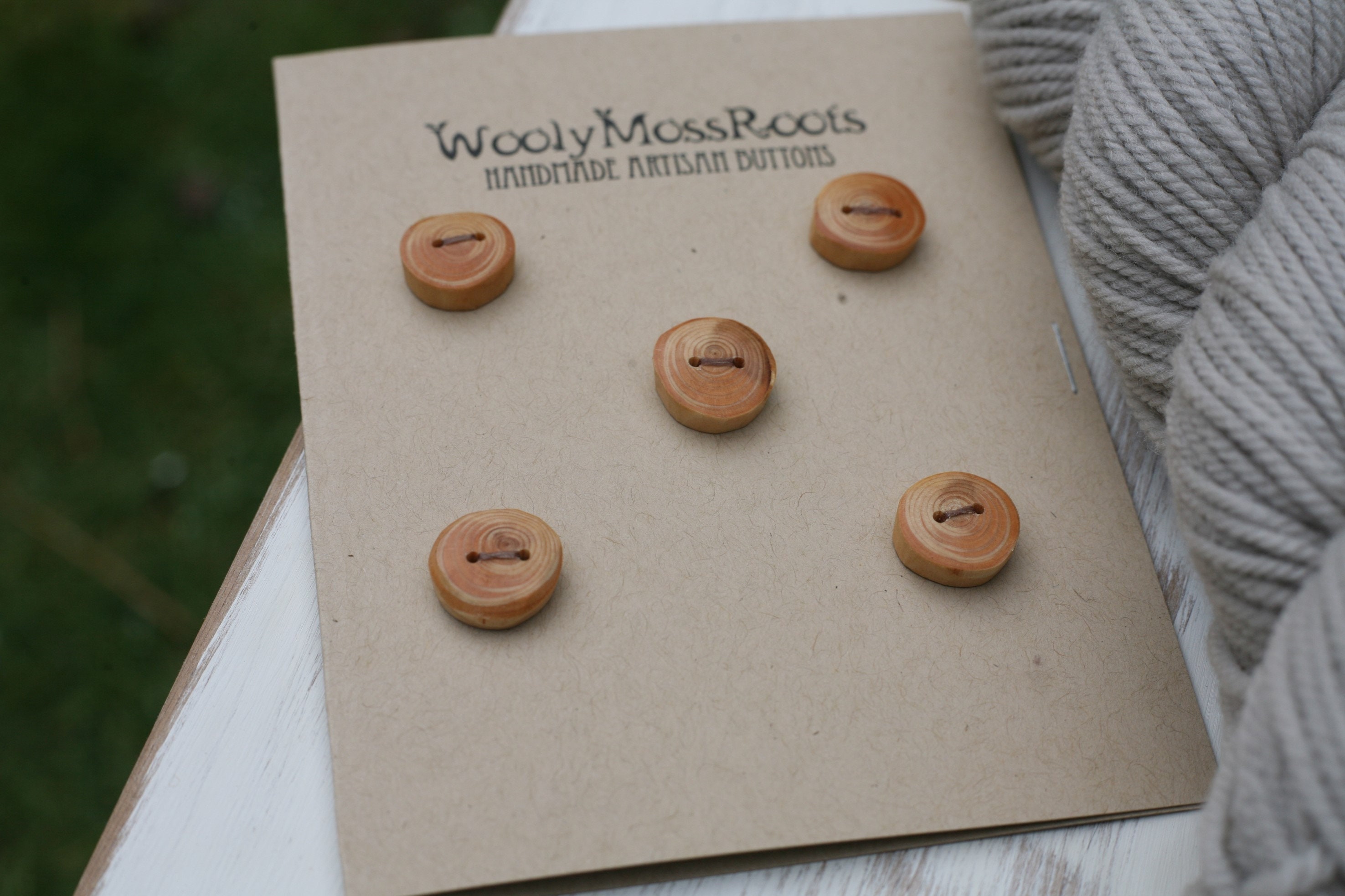 5 Rustic Wood Buttons in Oregon Hemlock