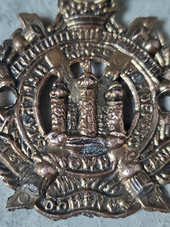 Vintage Heraldic Coat of Arms Shield Pins Brooches an… - Gem