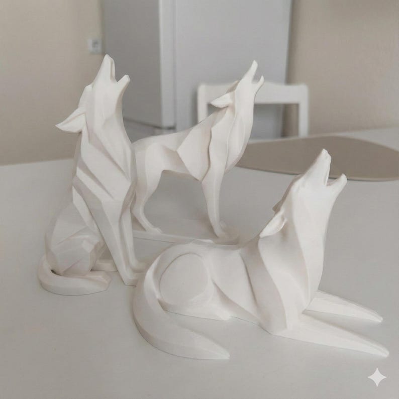 3D Printed Howling Wolf Figurines: Minimalist Nature Decor, Wolf Lover ...