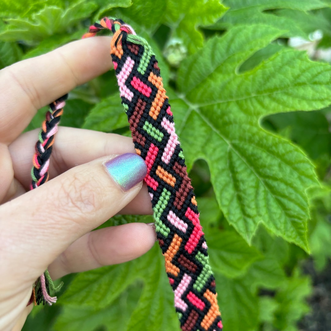 Friendship Bracelet With Weaving Lines in Green, Pink, and Orange - Etsy