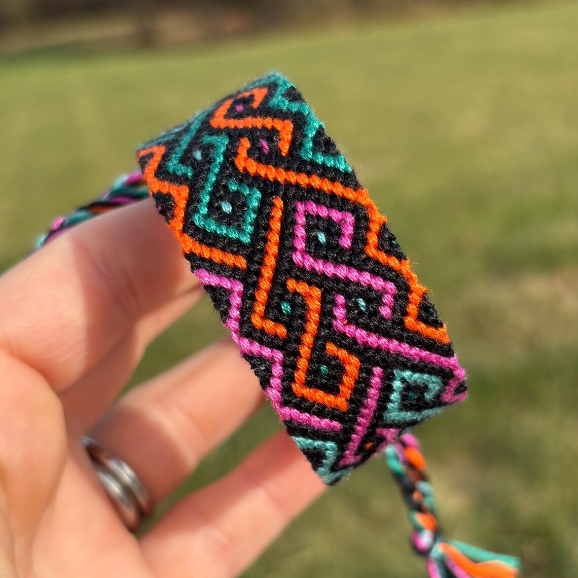 Wide Friendship Bracelet - Twisting Diamond Flame Pattern - Etsy