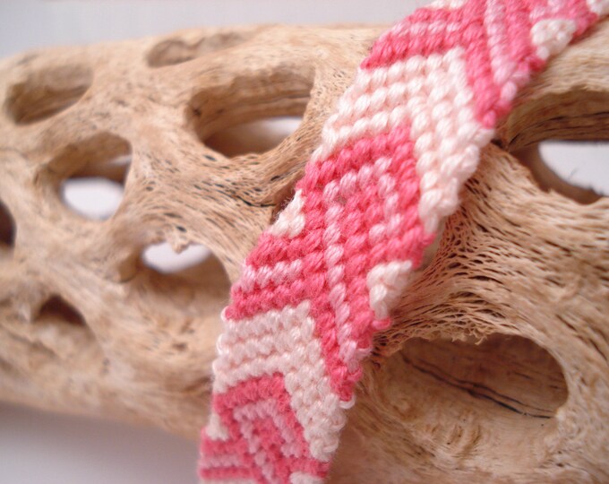 Pink Ribbon Breast Cancer Awareness Friendship Bracelet - Etsy