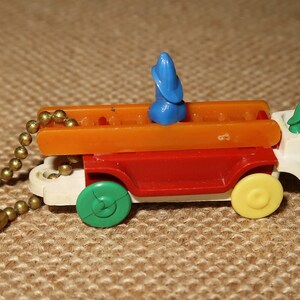 Vtg Lionel Fire Engine and Fireman Take Apart Puzzle Keychain - Etsy