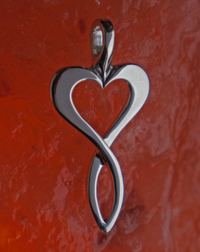 Infinite Love / Heart Pendant / Heart Symbolic Jewelry - Etsy