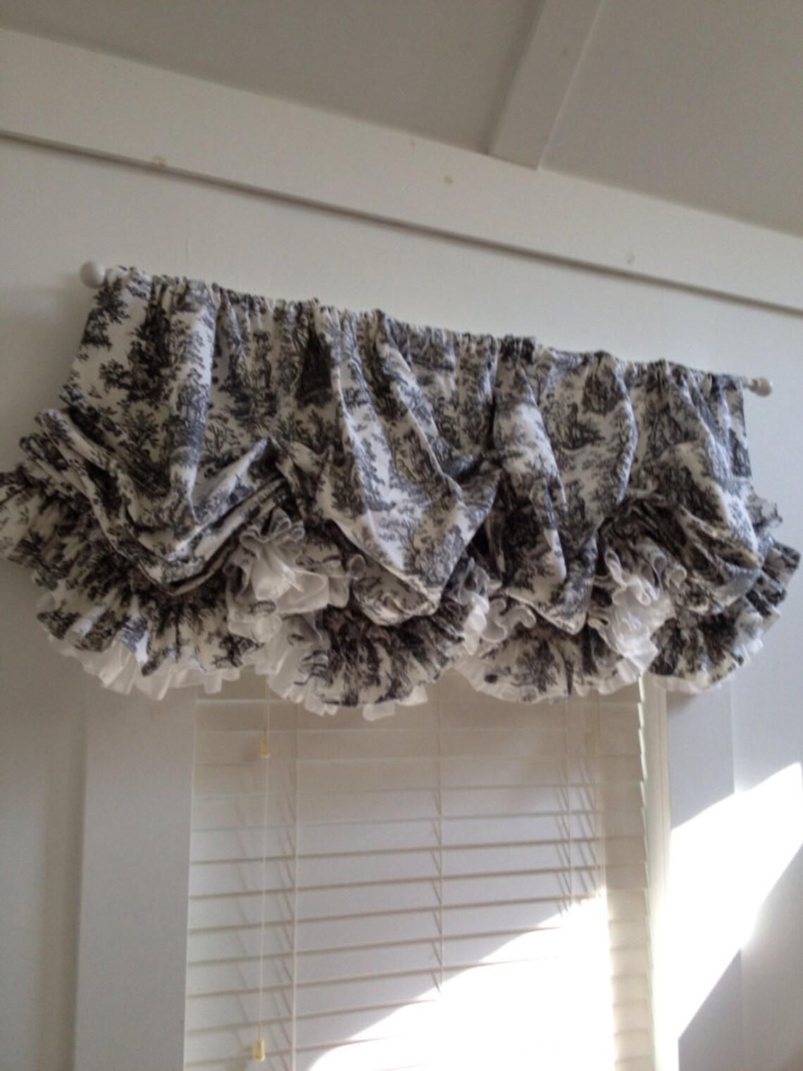 Black and White Toile Double Ruffle Balloon Valance - Etsy