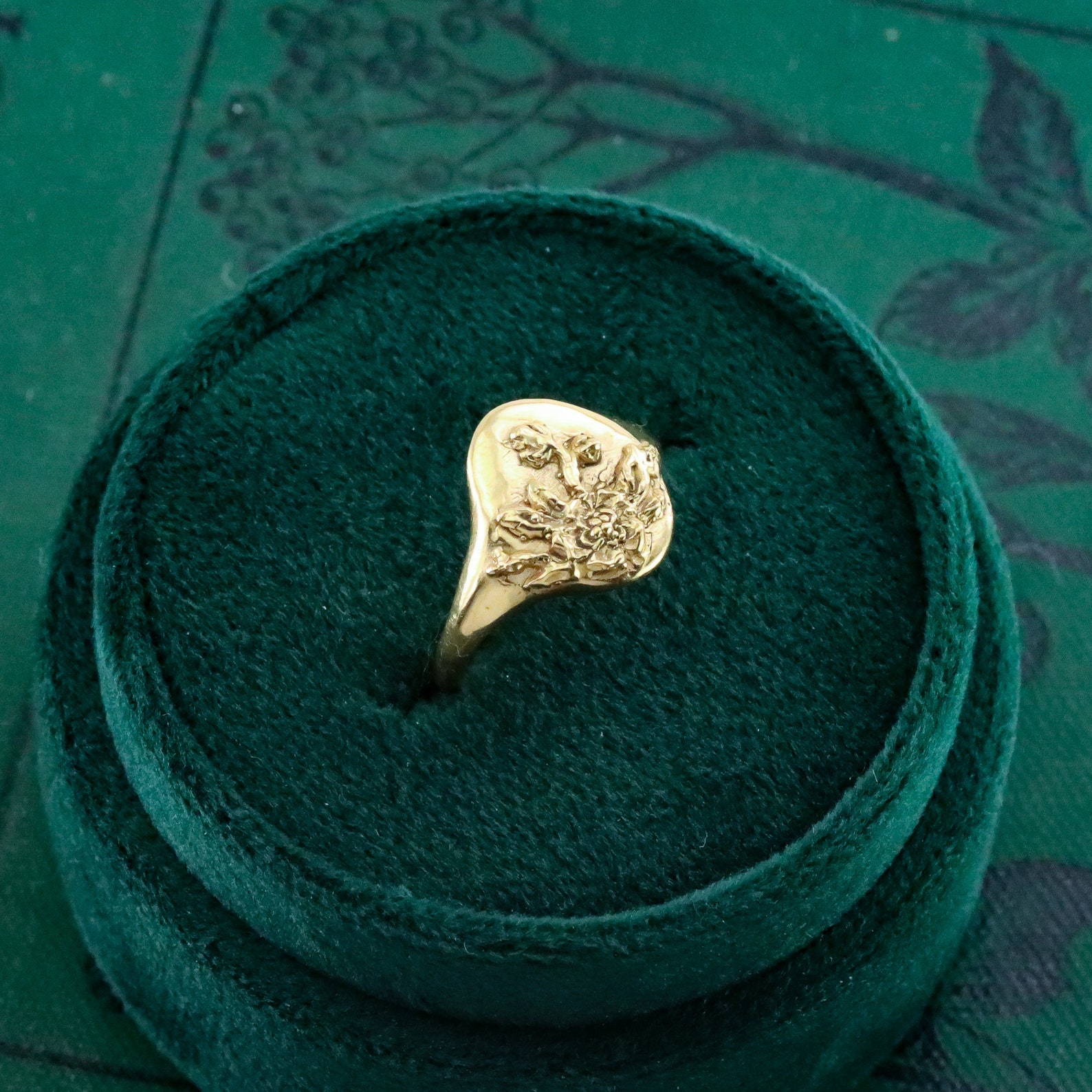 Gold Signet Ring With Carved Rose Flowers Oval Signet Ring - Etsy