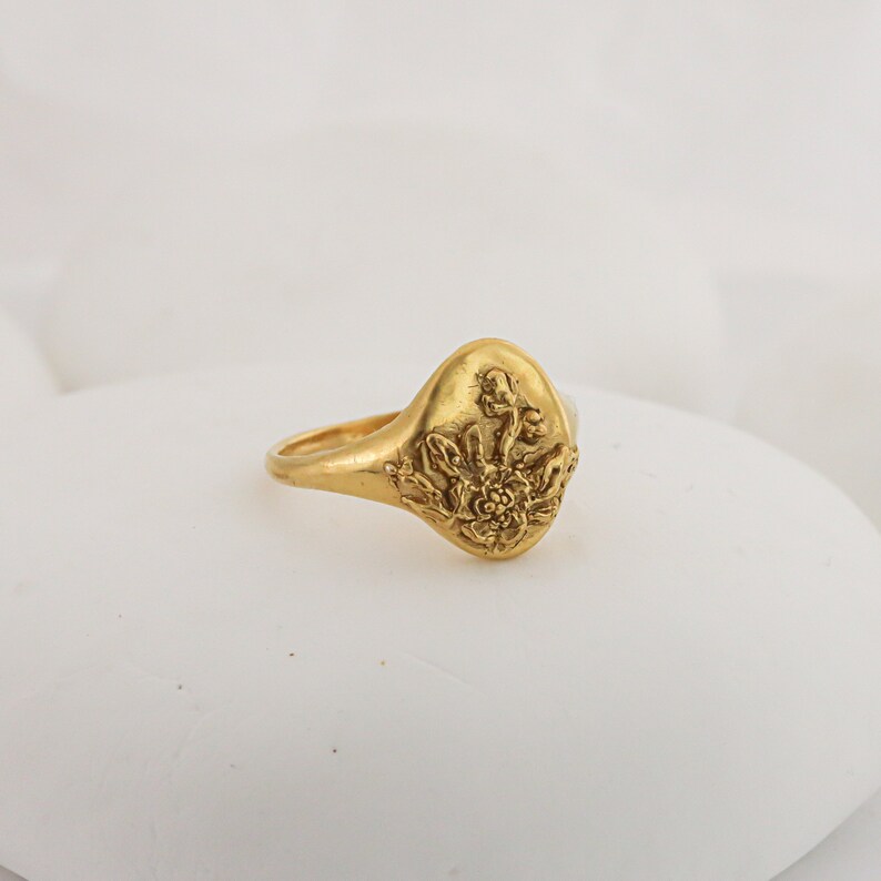 Gold Signet Ring With Carved Rose Flowers Oval Signet Ring - Etsy