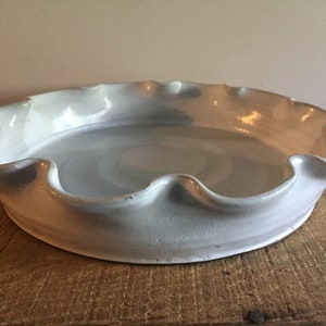 Stoneware Pie Plate in White With Ruffled Edge - Etsy