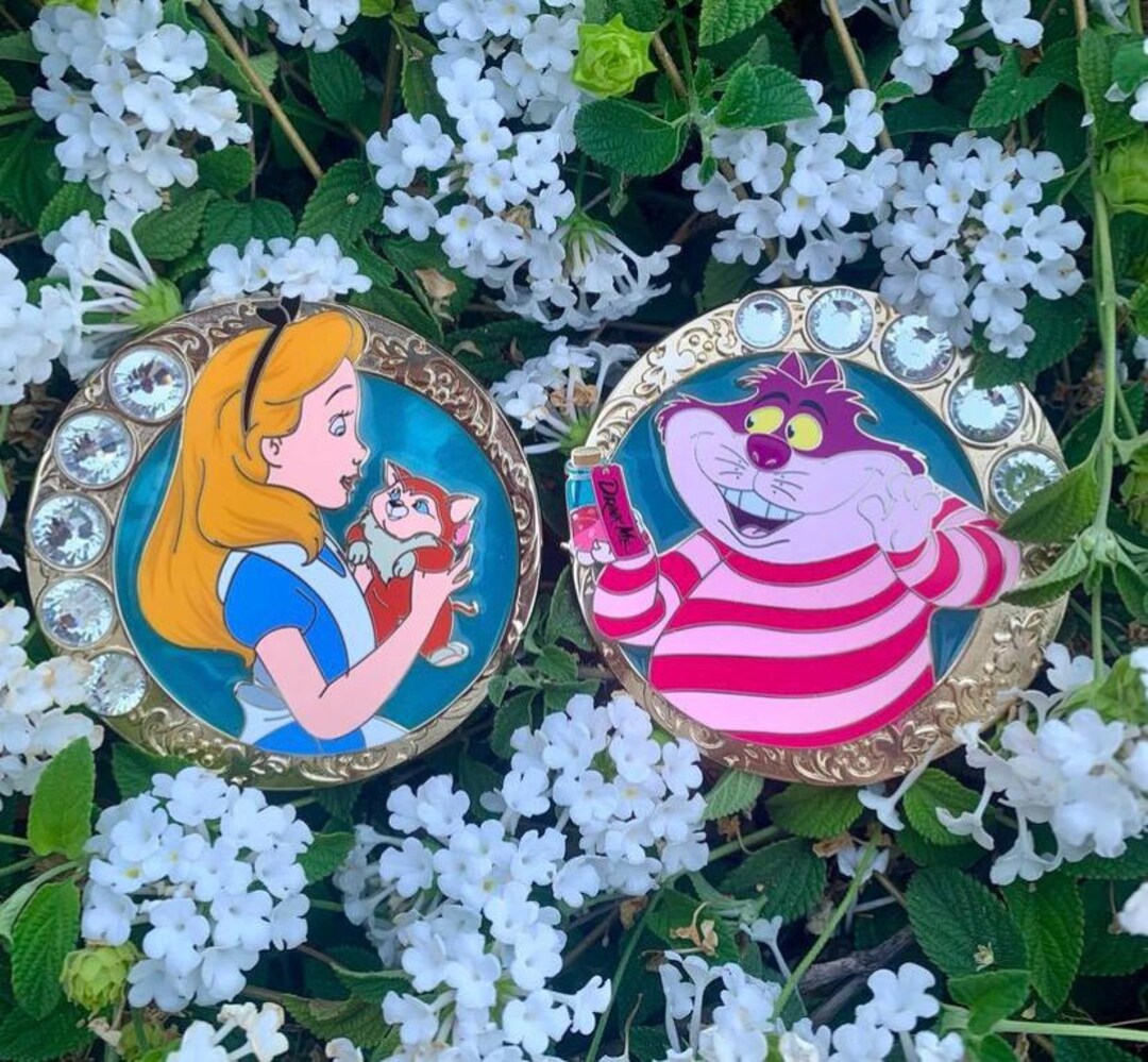 Alice and Cheshire Profile Stained Glass Fantasy Pin - Etsy