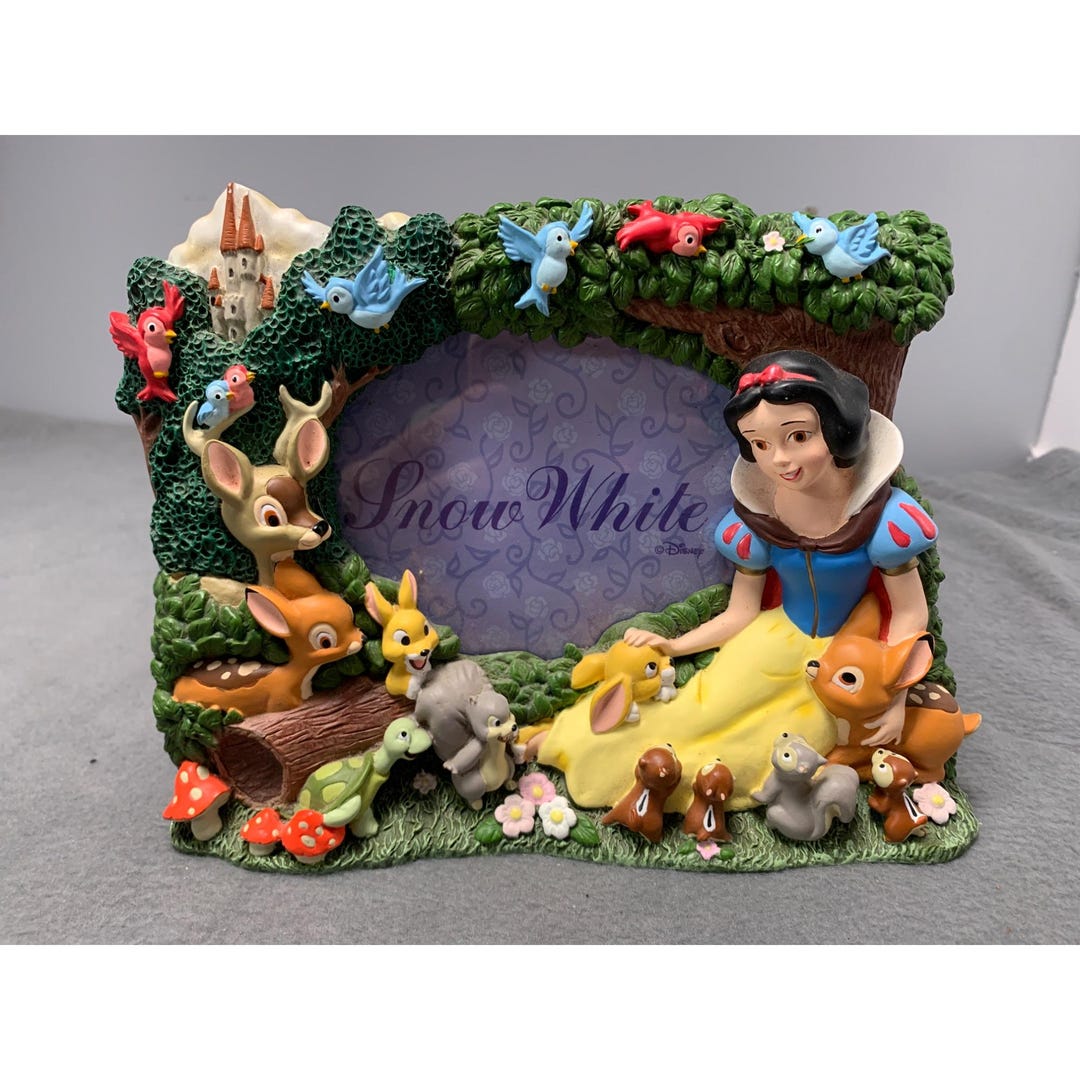 Disney Snow White Hand-painted 3D Photo Frame With Forest Animals 1990s ...