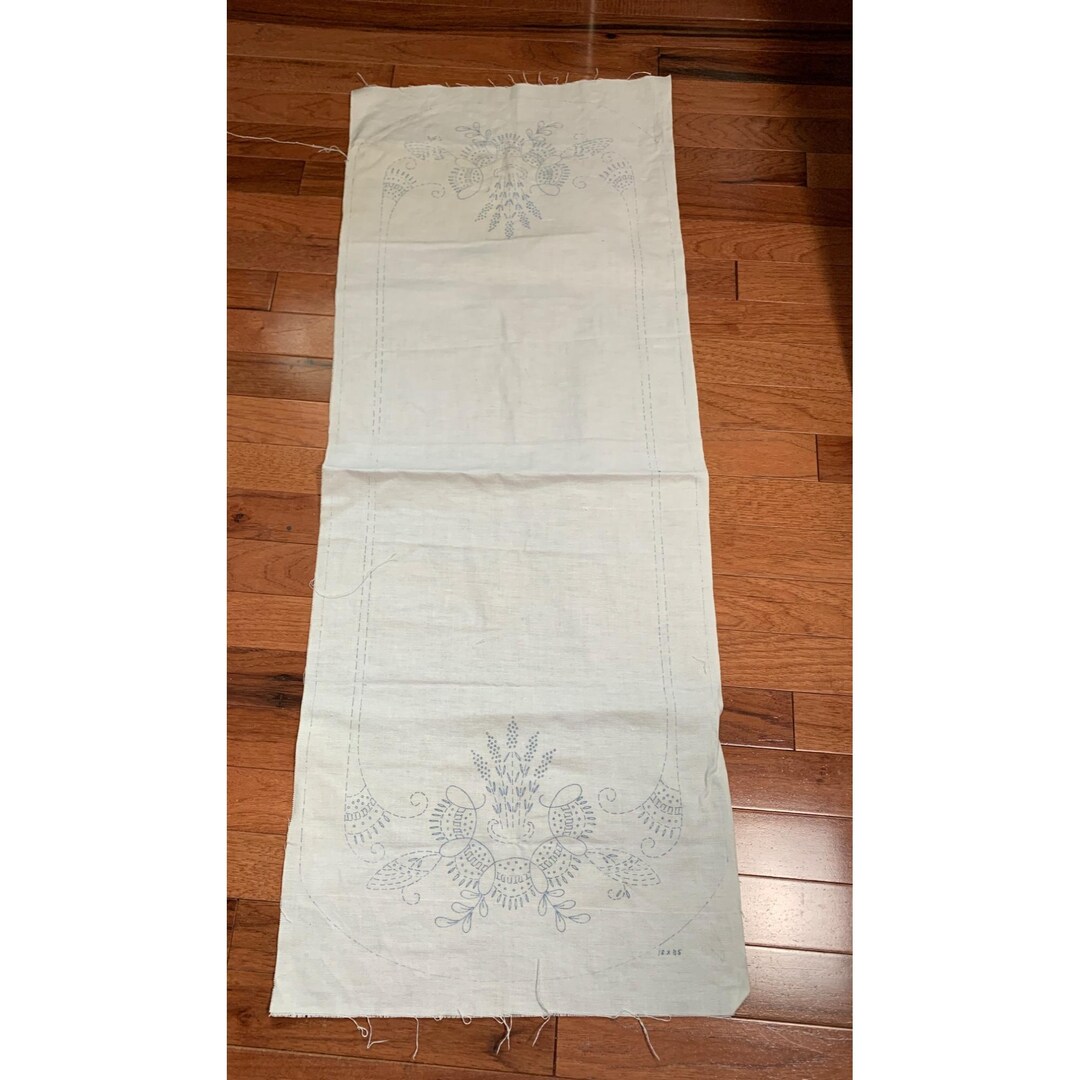 Vintage Embroidery Pattern Stamped Linen Table Runner 15x45 - Etsy