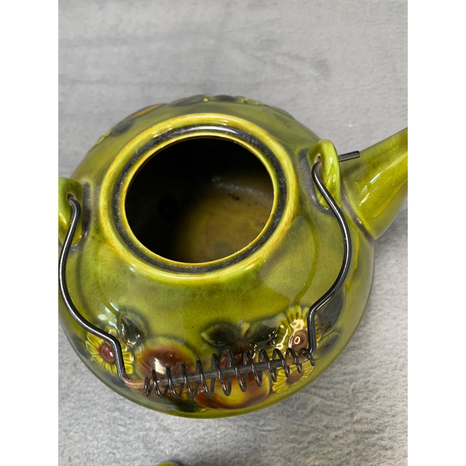 Vintage Green Ceramic Teapot With Floral Relief & Wire Handle 1970s - Etsy