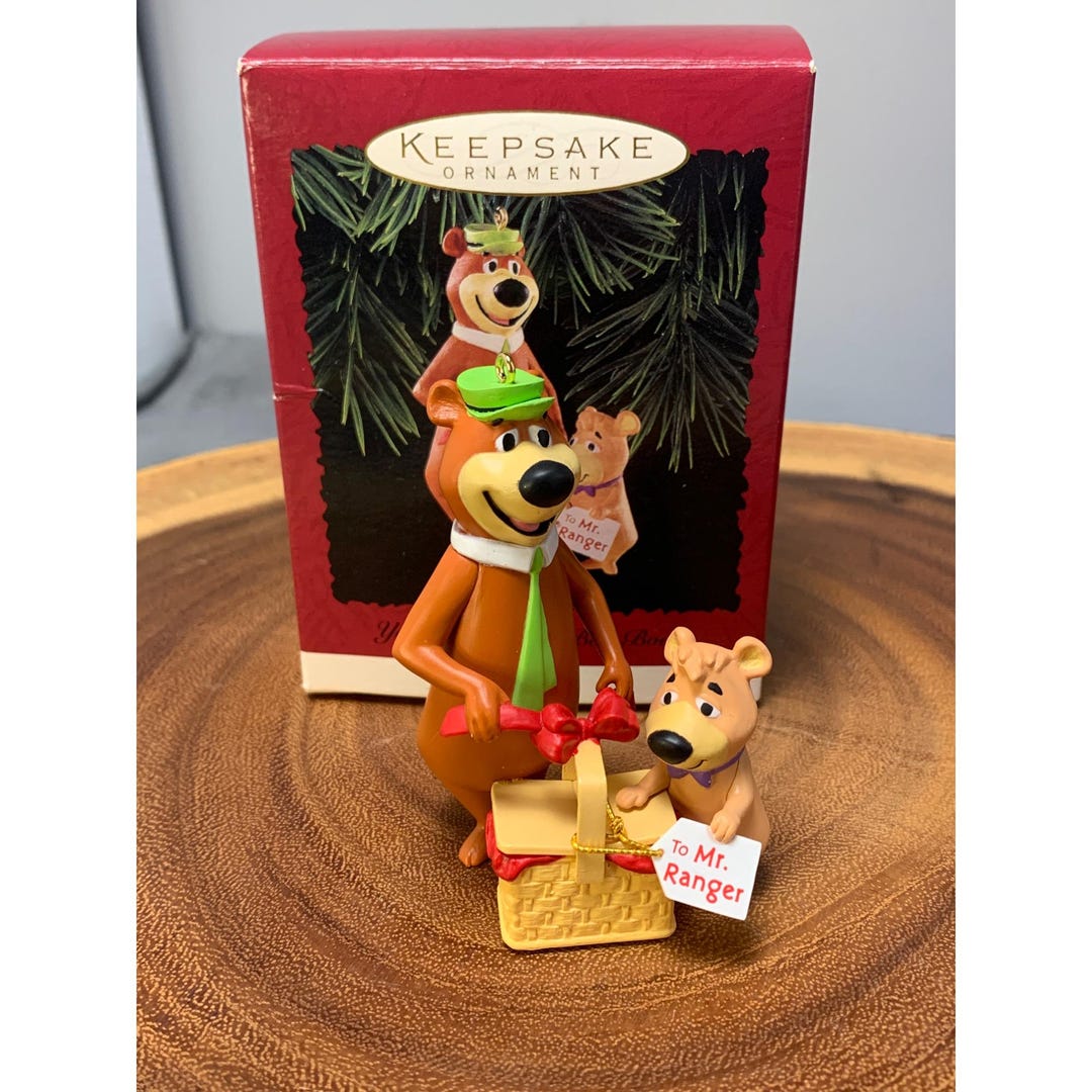 Hallmark Keepsake Ornament Yogi Bear & Boo Boo 1996 Handcrafted by ...