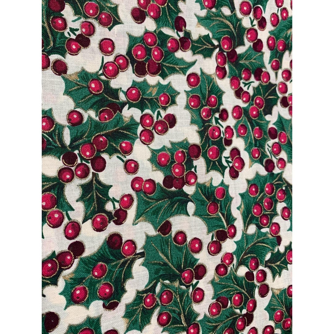 Cranston Print Works Co. VIP Christmas Holly Berries Fabric 1/2 Yard X ...