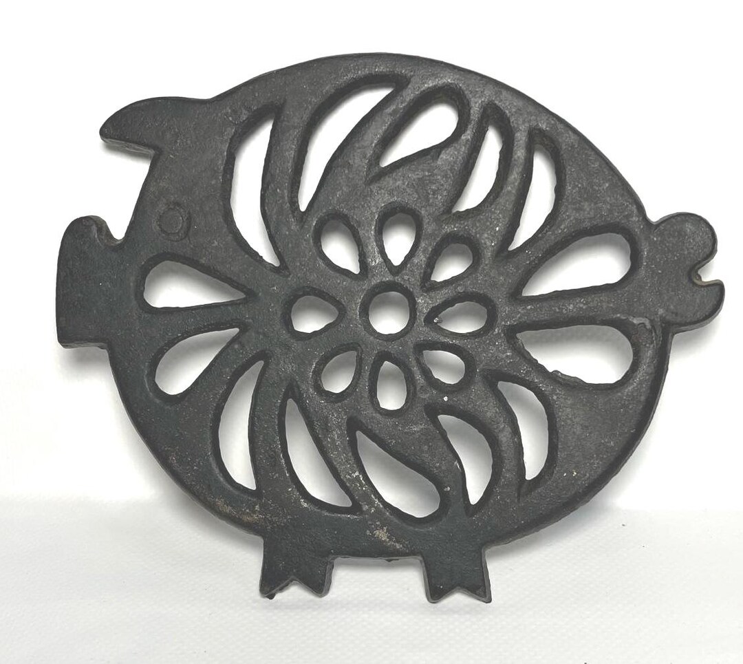 Cast Iron Pig Flower Trivet - Etsy