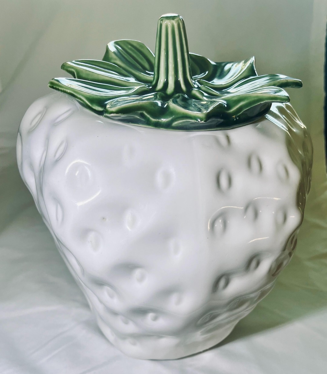 Rare Vintage 1950s Cookie Jar by Mccoy Pottery-white Strawberry - Etsy