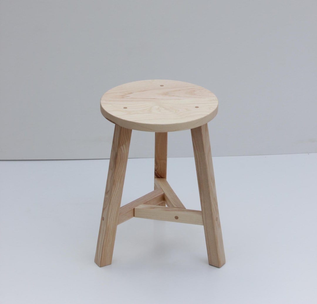 45cm Hallway Stool, Natural Ash Wood Kitchen Stool With Three Legs ...