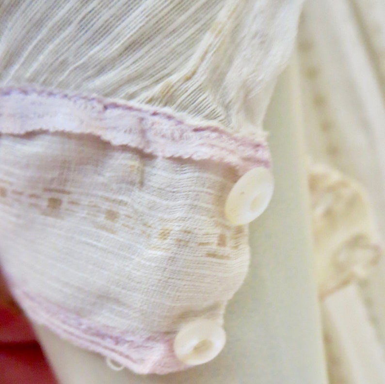 1900s Dobby Stripe Calico Dress Pigeon Breasted Lavender Ribbon Lace ...