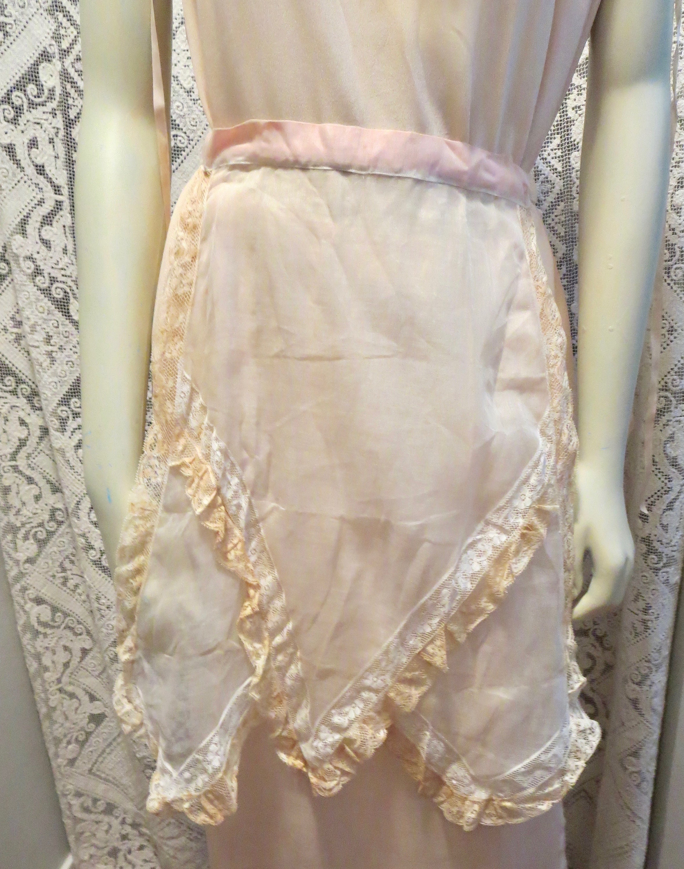 1920s Sheer Organdy & Two Toned Lace Trimmed Apron - Etsy