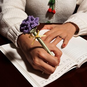 Crotchet Flower Pen - Etsy