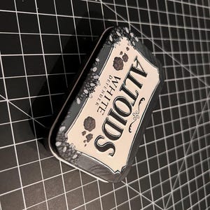 Hollow Knight White Defender Boss Fight Altoids Tin Miniature - Etsy