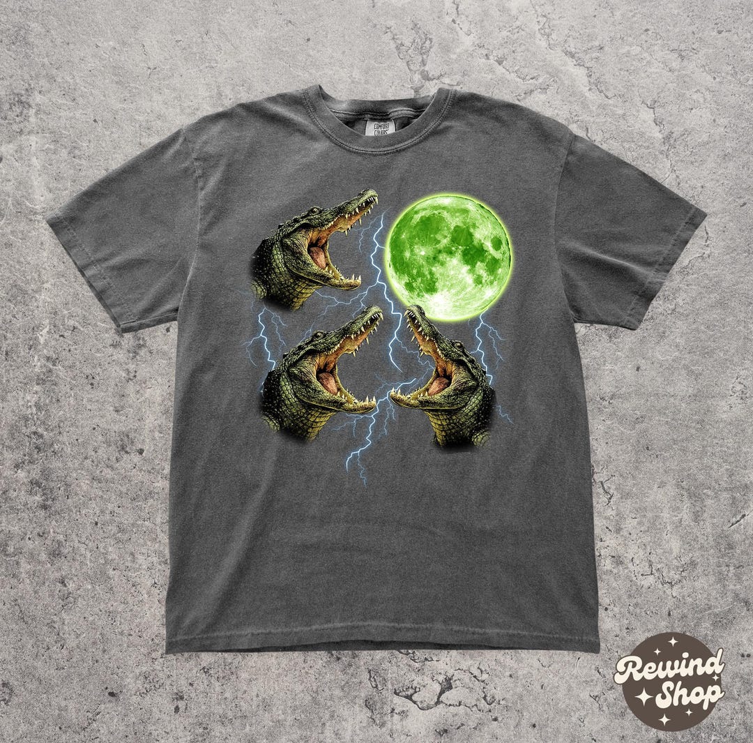 Weirdcore Crocodile Moon T-shirt, Retro Comfort Colors Alligator Tee - Etsy