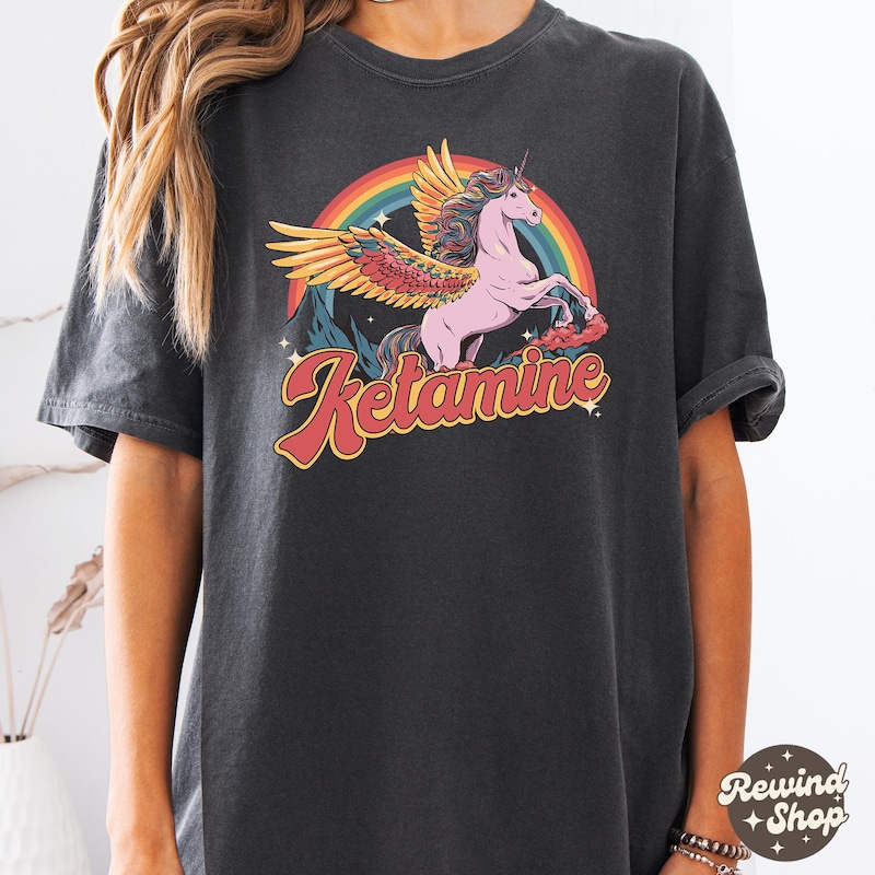 Weird Horse Vintage - Etsy